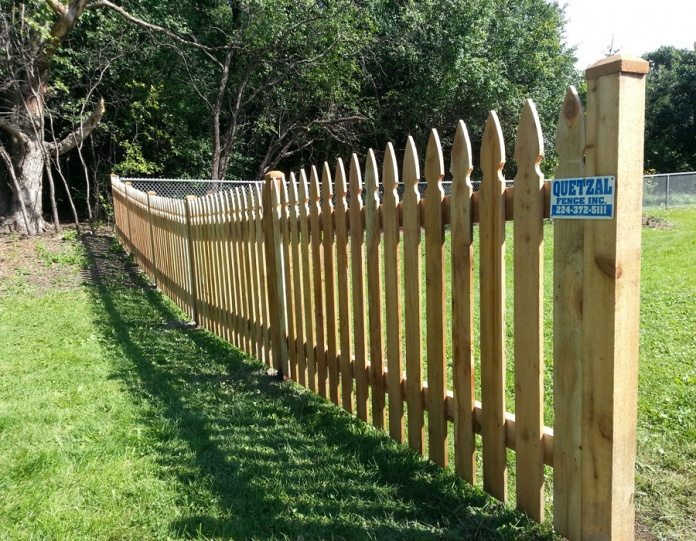 30+ Picket Fence Ideas & Best White Picket Fence Designs