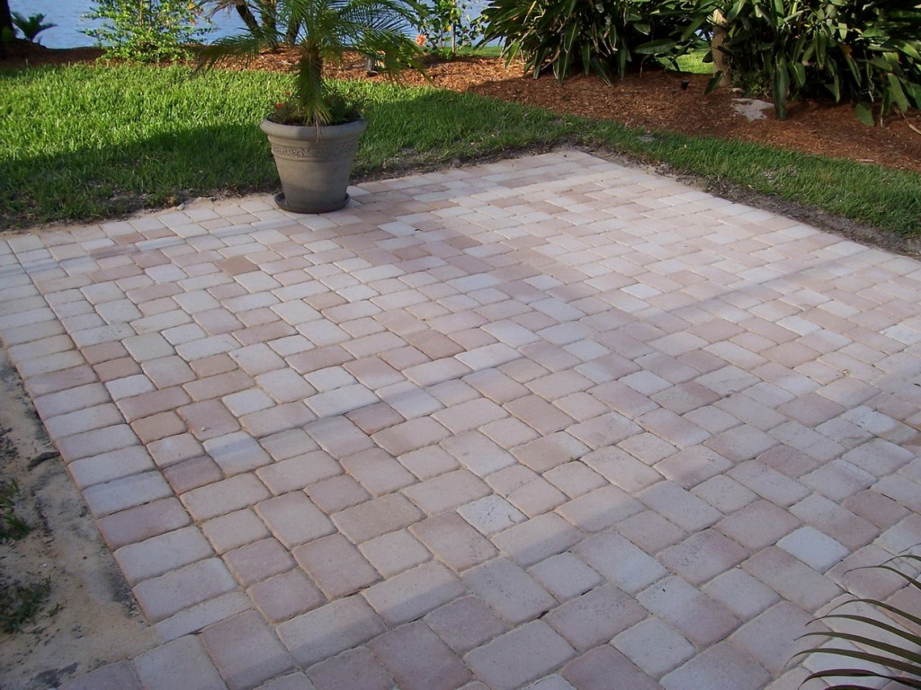 20 Exclusive Stone Patio Designs & Patterns Guide | Decor Or Design